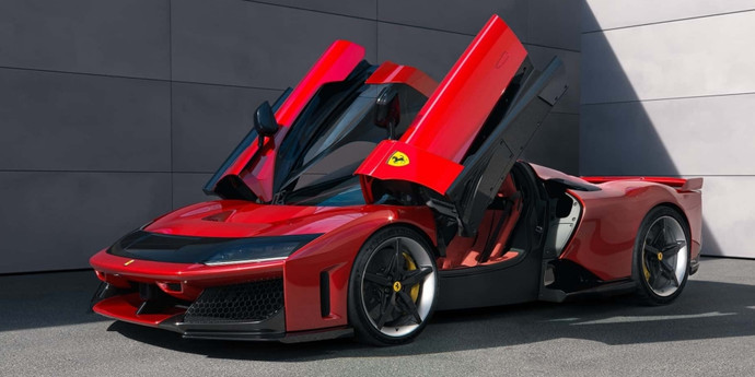Ferrari F80 стал самым мощным дорожным автомобилем марки